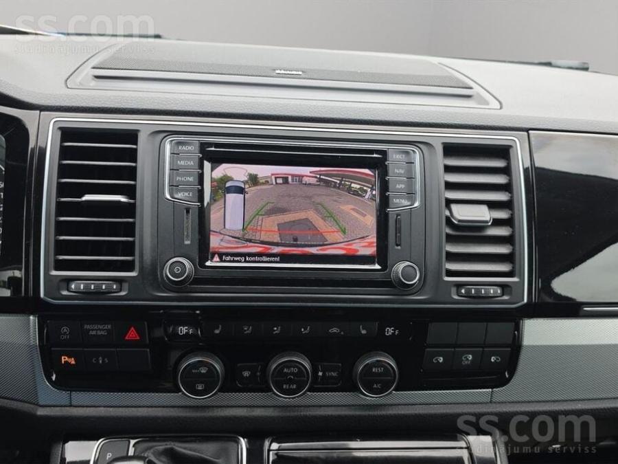 Black Volkswagen Multivan 2017 in Riga, with an engine capacity of 2.00 L and mileage of 269 thousand km for 22650 €, photo 10 on AUTOMOTO.COM.LV