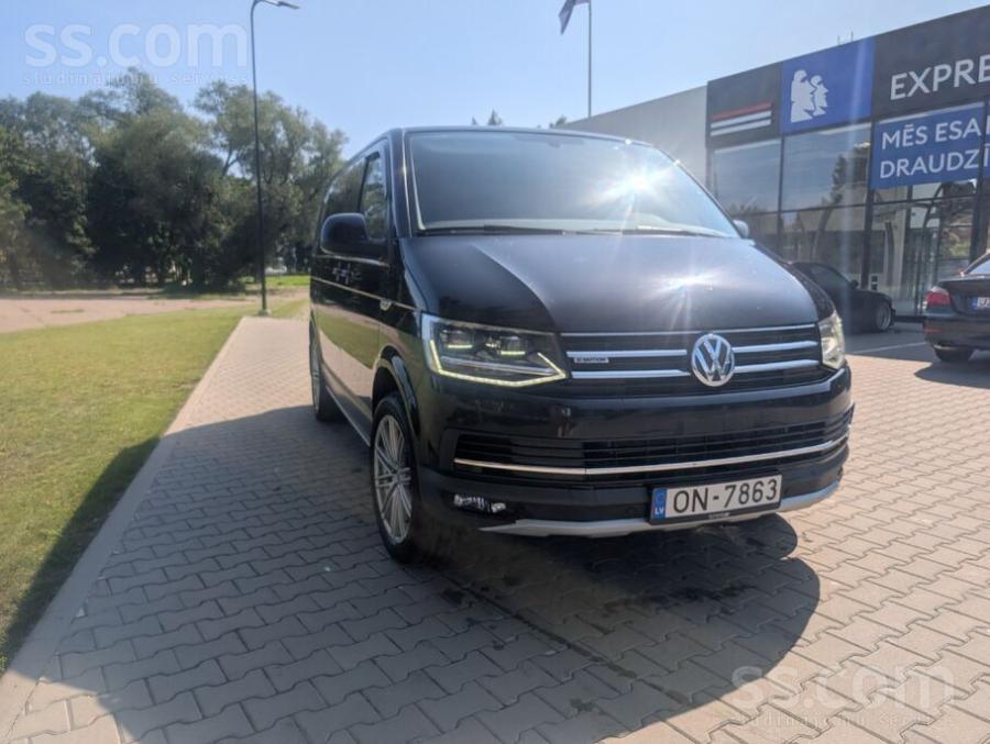 Melns Volkswagen Multivan 2018 Rīga, ar dzinēja tilpumu 2.00 L un nobraukumu 144 tūkst. km par 27700 €, foto 3 vietnē AUTOMOTO.COM.LV
