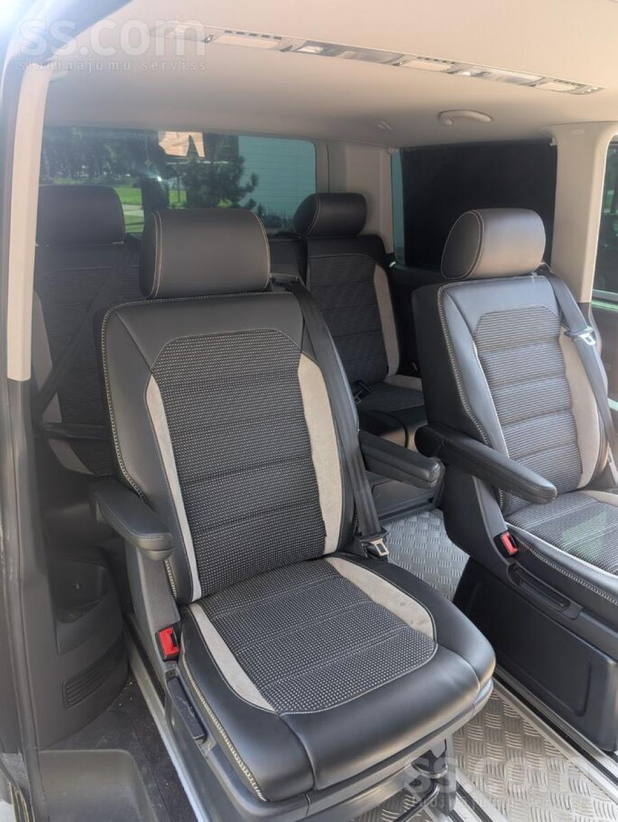 Melns Volkswagen Multivan 2018 Rīga, ar dzinēja tilpumu 2.00 L un nobraukumu 144 tūkst. km par 27700 €, foto 8 vietnē AUTOMOTO.COM.LV