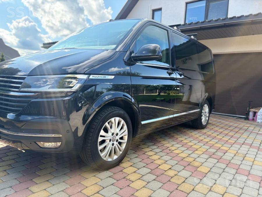 Melns Volkswagen Multivan 2020 Rīga, ar dzinēja tilpumu 2.00 L un nobraukumu 228 tūkst. km par 35200 €, foto 4 vietnē AUTOMOTO.COM.LV