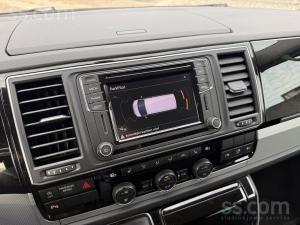 Black Volkswagen Multivan 2020 in Riga, with an engine capacity of 2.00 L and mileage of 165 thousand km for 30990 €, photo 8 on AUTOMOTO.COM.LV
