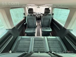 Black Volkswagen Multivan 2020 in Riga, with an engine capacity of 2.00 L and mileage of 165 thousand km for 30990 €, photo 12 on AUTOMOTO.COM.LV