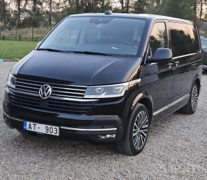 Black Volkswagen Multivan 2021 in Riga, with an engine capacity of 2.00 L and mileage of 124 thousand km for 47000 €, photo 3 on AUTOMOTO.COM.LV