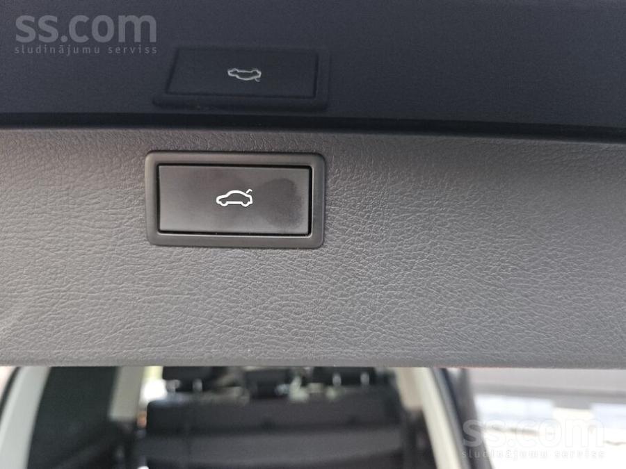 Black Volkswagen Multivan 2021 in Riga, with an engine capacity of 2.00 L and mileage of 124 thousand km for 47000 €, photo 5 on AUTOMOTO.COM.LV