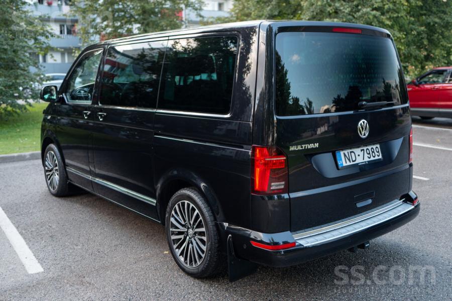 Melns Volkswagen Multivan 2022 Rīga, ar dzinēja tilpumu 2.00 L un nobraukumu 53 tūkst. km par 51000 €, foto 3 vietnē AUTOMOTO.COM.LV