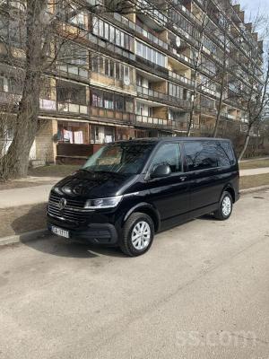 Melns Volkswagen Multivan 2022 Rīga, ar dzinēja tilpumu 2.00 L un nobraukumu 82 tūkst. km par 38000 €, foto 4 vietnē AUTOMOTO.COM.LV