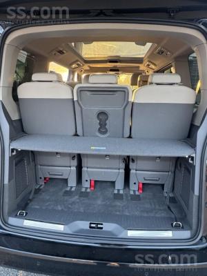 Melns Volkswagen Multivan 2023 Rīga, ar dzinēja tilpumu 2.00 L un nobraukumu 65 tūkst. km par 44000 €, foto 8 vietnē AUTOMOTO.COM.LV