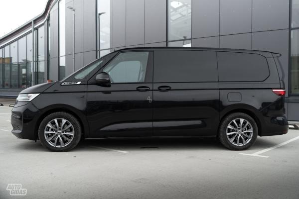 Melns Volkswagen Multivan 2024 Viļņa, ar dzinēja tilpumu 0.00 L un nobraukumu 2 tūkst. km par 54900 €, foto 2 vietnē AUTOMOTO.COM.LV