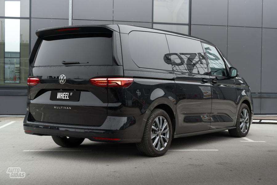 Melns Volkswagen Multivan 2024 Viļņa, ar dzinēja tilpumu 0.00 L un nobraukumu 2 tūkst. km par 54900 €, foto 6 vietnē AUTOMOTO.COM.LV