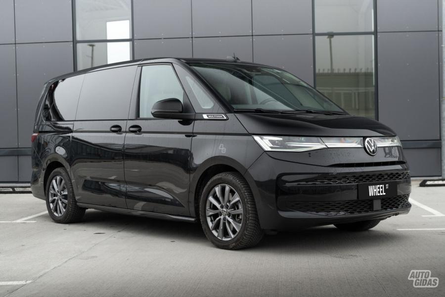 Melns Volkswagen Multivan 2024 Viļņa, ar dzinēja tilpumu 0.00 L un nobraukumu 2 tūkst. km par 54900 €, foto 8 vietnē AUTOMOTO.COM.LV