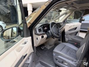 Melns Volkswagen Multivan 2024 Rīga, ar dzinēja tilpumu 2.00 L un nobraukumu 16 tūkst. km par 62700 €, foto 6 vietnē AUTOMOTO.COM.LV