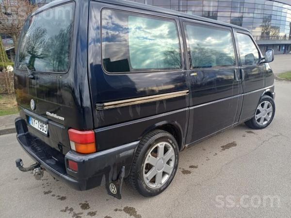 Melns Volkswagen Multivan 1997 Rīga, ar dzinēja tilpumu 2.50 L un nobraukumu 623 tūkst. km par 3550 €, foto 3 vietnē AUTOMOTO.COM.LV