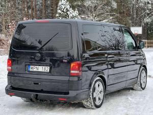 Melns Volkswagen Multivan 2004 Viļņa, ar dzinēja tilpumu 2.46 L un nobraukumu 370 tūkst. km par 9200 €, foto 3 vietnē AUTOMOTO.COM.LV
