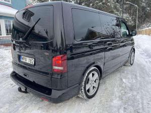 Melns Volkswagen Multivan 2004 Viļņa, ar dzinēja tilpumu 2.46 L un nobraukumu 370 tūkst. km par 9200 €, foto 6 vietnē AUTOMOTO.COM.LV