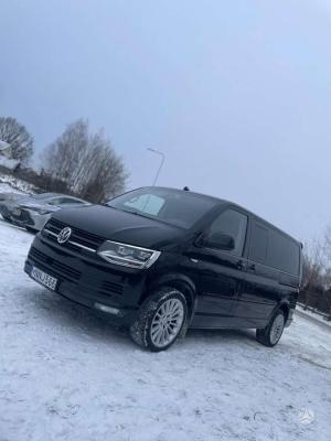 Melns Volkswagen Multivan 2004 Viļņa, ar dzinēja tilpumu 2.46 L un nobraukumu 301 tūkst. km par 12000 €, foto 2 vietnē AUTOMOTO.COM.LV