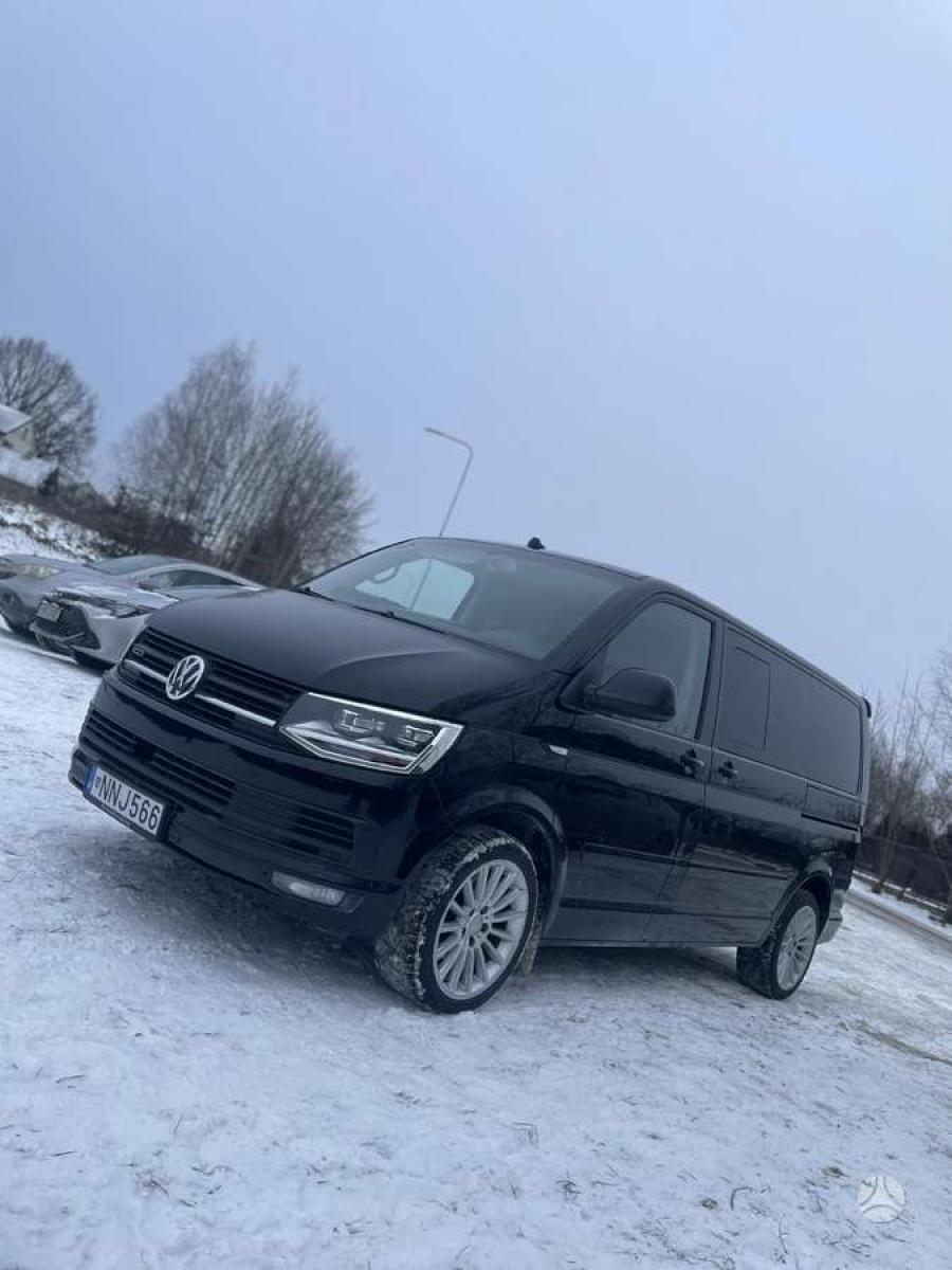 Melns Volkswagen Multivan 2004 Viļņa, ar dzinēja tilpumu 2.46 L un nobraukumu 301 tūkst. km par 12000 €, foto 2 vietnē AUTOMOTO.COM.LV