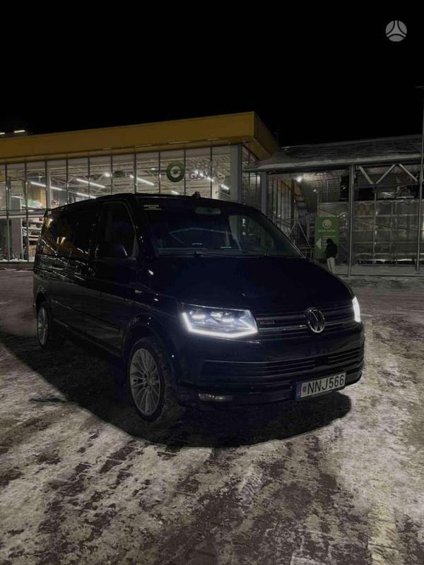 Melns Volkswagen Multivan 2004 Viļņa, ar dzinēja tilpumu 2.46 L un nobraukumu 301 tūkst. km par 12000 €, foto 11 vietnē AUTOMOTO.COM.LV
