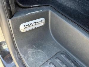 Melns Volkswagen Multivan 2005 Kretinga, ar dzinēja tilpumu 2.46 L un nobraukumu 411 tūkst. km par 8299 €, foto 13 vietnē AUTOMOTO.COM.LV
