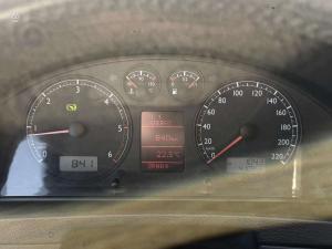 Melns Volkswagen Multivan 2005 Kretinga, ar dzinēja tilpumu 2.46 L un nobraukumu 411 tūkst. km par 8299 €, foto 16 vietnē AUTOMOTO.COM.LV