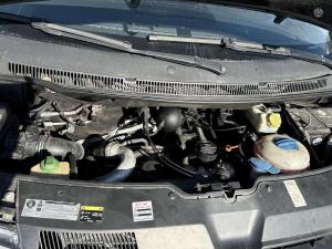 Melns Volkswagen Multivan 2005 Kretinga, ar dzinēja tilpumu 2.46 L un nobraukumu 411 tūkst. km par 8299 €, foto 26 vietnē AUTOMOTO.COM.LV
