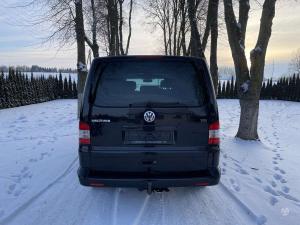 Melns Volkswagen Multivan 2006 Kauņa, ar dzinēja tilpumu 2.46 L un nobraukumu 340 tūkst. km par 8500 €, foto 5 vietnē AUTOMOTO.COM.LV