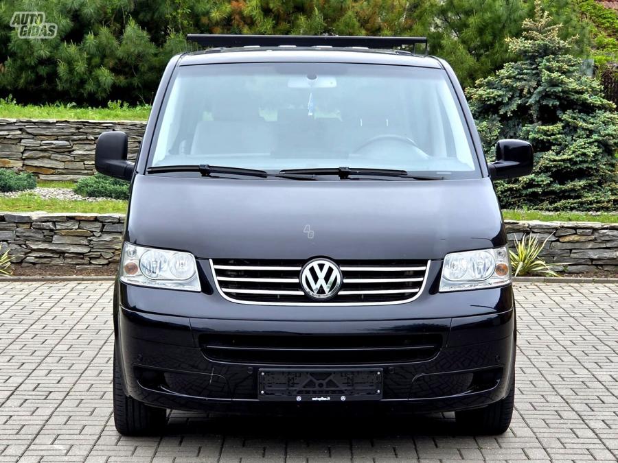 Black Volkswagen Multivan 2006 in Vilnius, with an engine capacity of 2.50 L and mileage of 265 thousand km for 7900 €, photo 3 on AUTOMOTO.COM.LV
