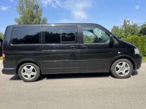 Black Volkswagen Multivan 2006 in Plunge, with an engine capacity of 2.46 L and mileage of 281 thousand km for 6800 €, photo 8 on AUTOMOTO.COM.LV