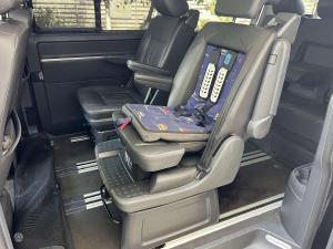 Black Volkswagen Multivan 2006 in Plunge, with an engine capacity of 2.46 L and mileage of 281 thousand km for 6800 €, photo 14 on AUTOMOTO.COM.LV