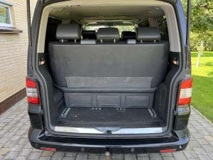 Black Volkswagen Multivan 2006 in Plunge, with an engine capacity of 2.46 L and mileage of 281 thousand km for 6800 €, photo 17 on AUTOMOTO.COM.LV