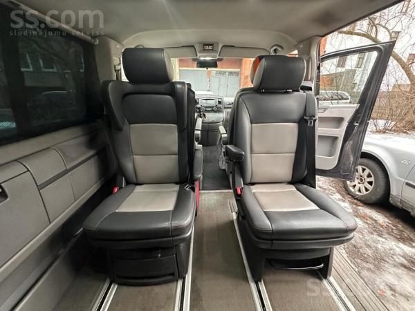 Melns Volkswagen Multivan 2006 Rīga, ar dzinēja tilpumu 2.50 L un nobraukumu 373 tūkst. km par 6500 €, foto 7 vietnē AUTOMOTO.COM.LV