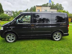 Melns Volkswagen Multivan 2006 Rīga, ar dzinēja tilpumu 2.50 L un nobraukumu 270 tūkst. km par 8400 €, foto 3 vietnē AUTOMOTO.COM.LV