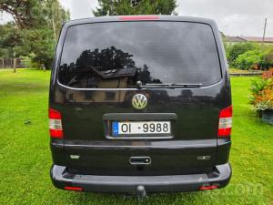 Melns Volkswagen Multivan 2006 Rīga, ar dzinēja tilpumu 2.50 L un nobraukumu 270 tūkst. km par 8400 €, foto 5 vietnē AUTOMOTO.COM.LV