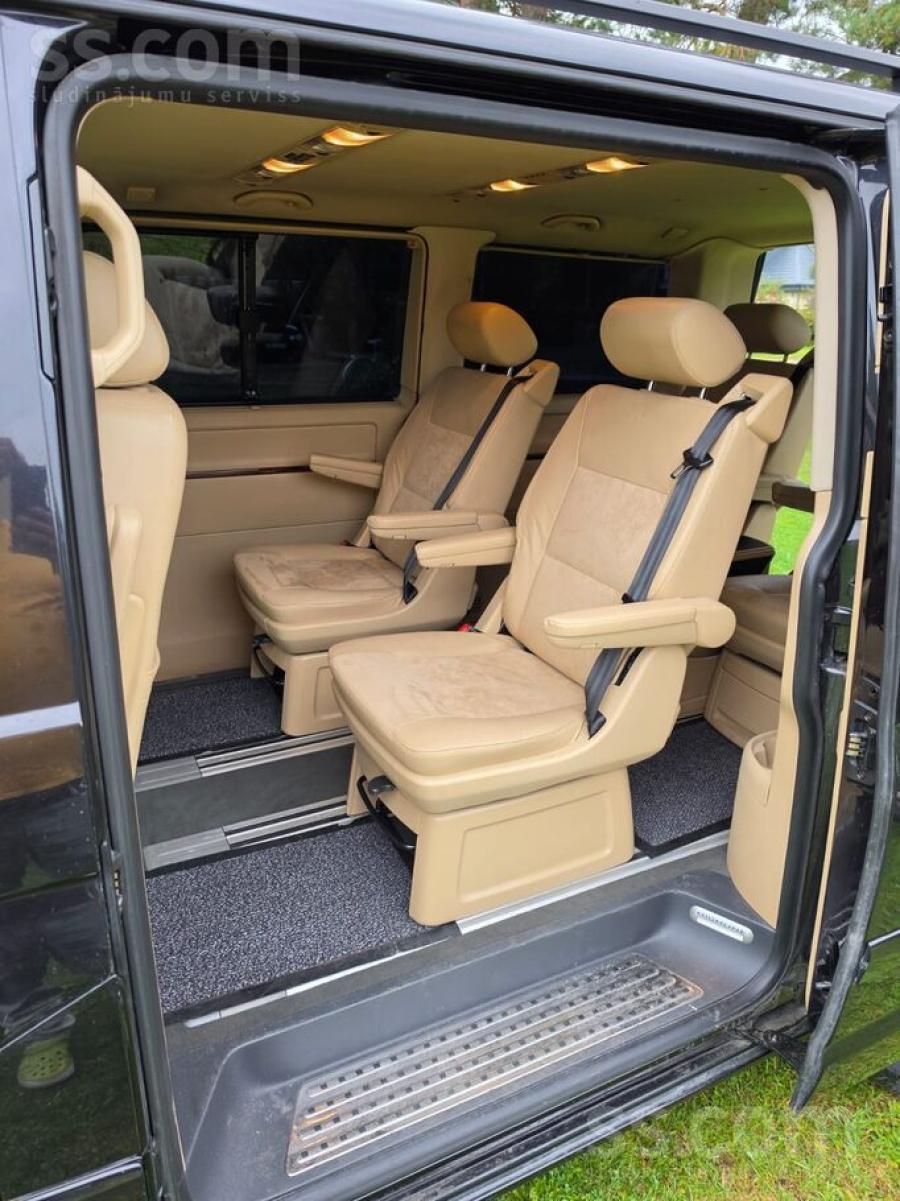 Melns Volkswagen Multivan 2006 Rīga, ar dzinēja tilpumu 2.50 L un nobraukumu 270 tūkst. km par 8400 €, foto 9 vietnē AUTOMOTO.COM.LV