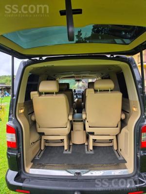 Melns Volkswagen Multivan 2006 Rīga, ar dzinēja tilpumu 2.50 L un nobraukumu 270 tūkst. km par 8400 €, foto 10 vietnē AUTOMOTO.COM.LV