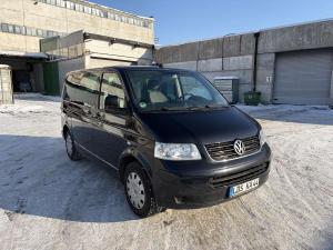 Black Volkswagen Multivan 2007 in Kaunas, with an engine capacity of 1.90 L and mileage of 360 thousand km for 9400 €, photo 3 on AUTOMOTO.COM.LV