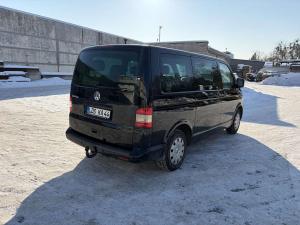 Black Volkswagen Multivan 2007 in Kaunas, with an engine capacity of 1.90 L and mileage of 360 thousand km for 9400 €, photo 5 on AUTOMOTO.COM.LV