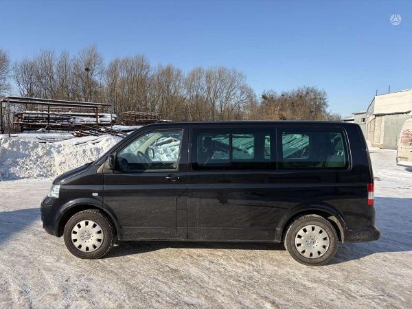 Black Volkswagen Multivan 2007 in Kaunas, with an engine capacity of 1.90 L and mileage of 360 thousand km for 9400 €, photo 8 on AUTOMOTO.COM.LV