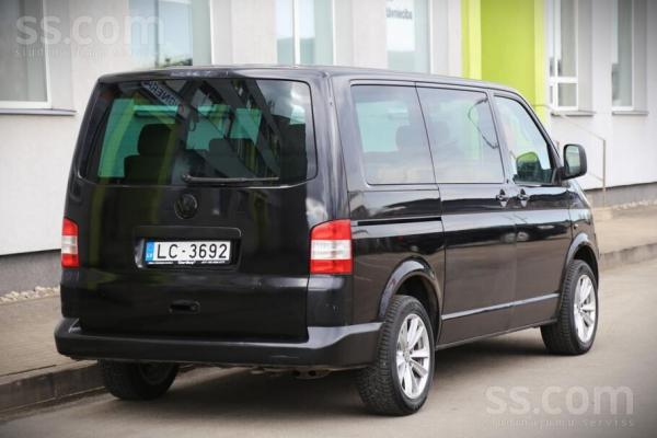 Melns Volkswagen Multivan 2007 Rīga, ar dzinēja tilpumu 2.50 L un nobraukumu 357 tūkst. km par 7495 €, foto 6 vietnē AUTOMOTO.COM.LV