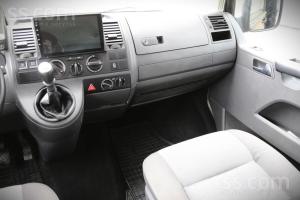 Black Volkswagen Multivan 2007 in Riga, with an engine capacity of 2.50 L and mileage of 357 thousand km for 6995 €, photo 9 on AUTOMOTO.COM.LV