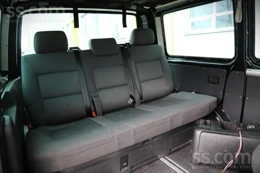 Black Volkswagen Multivan 2007 in Riga, with an engine capacity of 2.50 L and mileage of 357 thousand km for 6995 €, photo 14 on AUTOMOTO.COM.LV