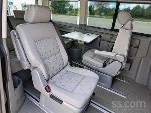 Black Volkswagen Multivan 2007 in Tukums, with an engine capacity of 1.90 L and mileage of 337 thousand km for 9990 €, photo 7 on AUTOMOTO.COM.LV