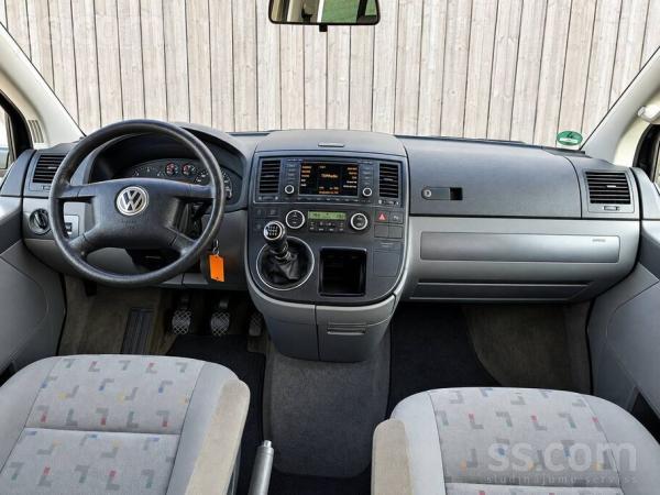 Melns Volkswagen Multivan 2007 Tukums, ar dzinēja tilpumu 1.90 L un nobraukumu 337 tūkst. km par 9990 €, foto 9 vietnē AUTOMOTO.COM.LV