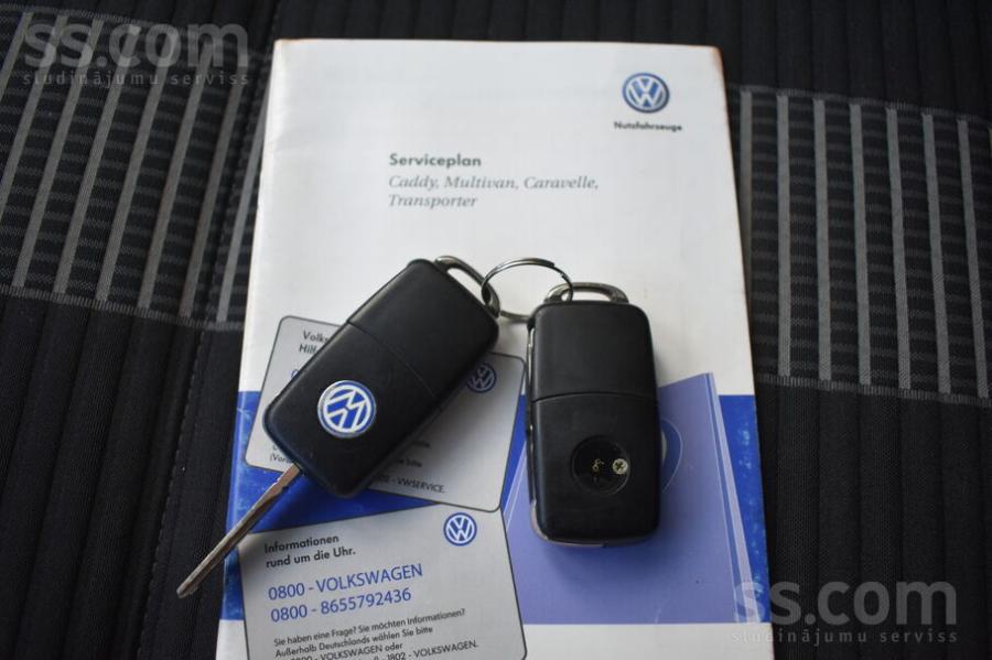 Black Volkswagen Multivan 2009 in Talsi, with an engine capacity of 2.50 L and mileage of 315 thousand km for 10800 €, photo 22 on AUTOMOTO.COM.LV