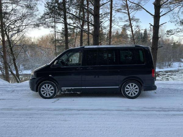 Melns Volkswagen Multivan 2010 Kauņa, ar dzinēja tilpumu 1.97 L un nobraukumu 313 tūkst. km par 14900 €, foto 5 vietnē AUTOMOTO.COM.LV