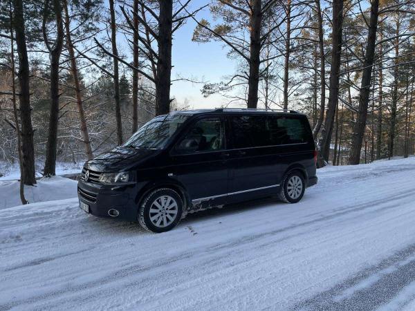 Melns Volkswagen Multivan 2010 Kauņa, ar dzinēja tilpumu 1.97 L un nobraukumu 313 tūkst. km par 14900 €, foto 6 vietnē AUTOMOTO.COM.LV