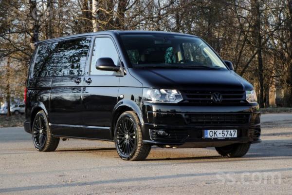 Melns Volkswagen Multivan 2010 Rīga, ar dzinēja tilpumu 2.00 L un nobraukumu 218 tūkst. km par 15950 €, foto 1 vietnē AUTOMOTO.COM.LV