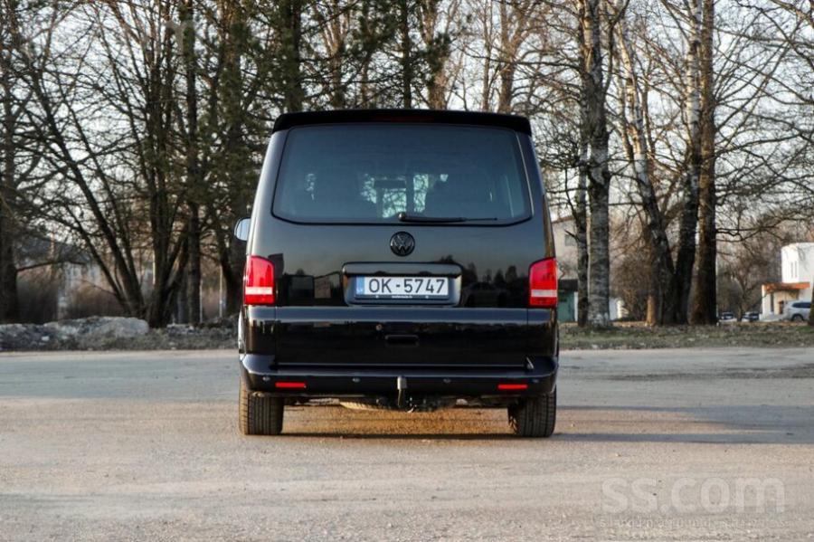 Черный Фольксваген Мультиван 2010 в Рига, объемом двигателя 2.00 л и пробегом 218 тыс. км за 15950 €, фото 6 на AUTOMOTO.COM.LV