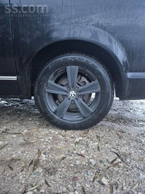 Black Volkswagen Multivan 2010 in Liepaja, with an engine capacity of 2.00 L and mileage of 251 thousand km for 14500 €, photo 7 on AUTOMOTO.COM.LV