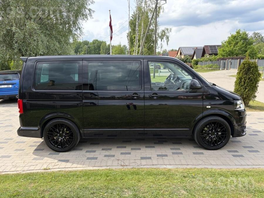 Melns Volkswagen Multivan 2010 Rīga, ar dzinēja tilpumu 2.00 L un nobraukumu 221 tūkst. km par 14950 €, foto 5 vietnē AUTOMOTO.COM.LV