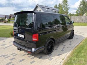 Melns Volkswagen Multivan 2010 Rīga, ar dzinēja tilpumu 2.00 L un nobraukumu 221 tūkst. km par 14950 €, foto 6 vietnē AUTOMOTO.COM.LV
